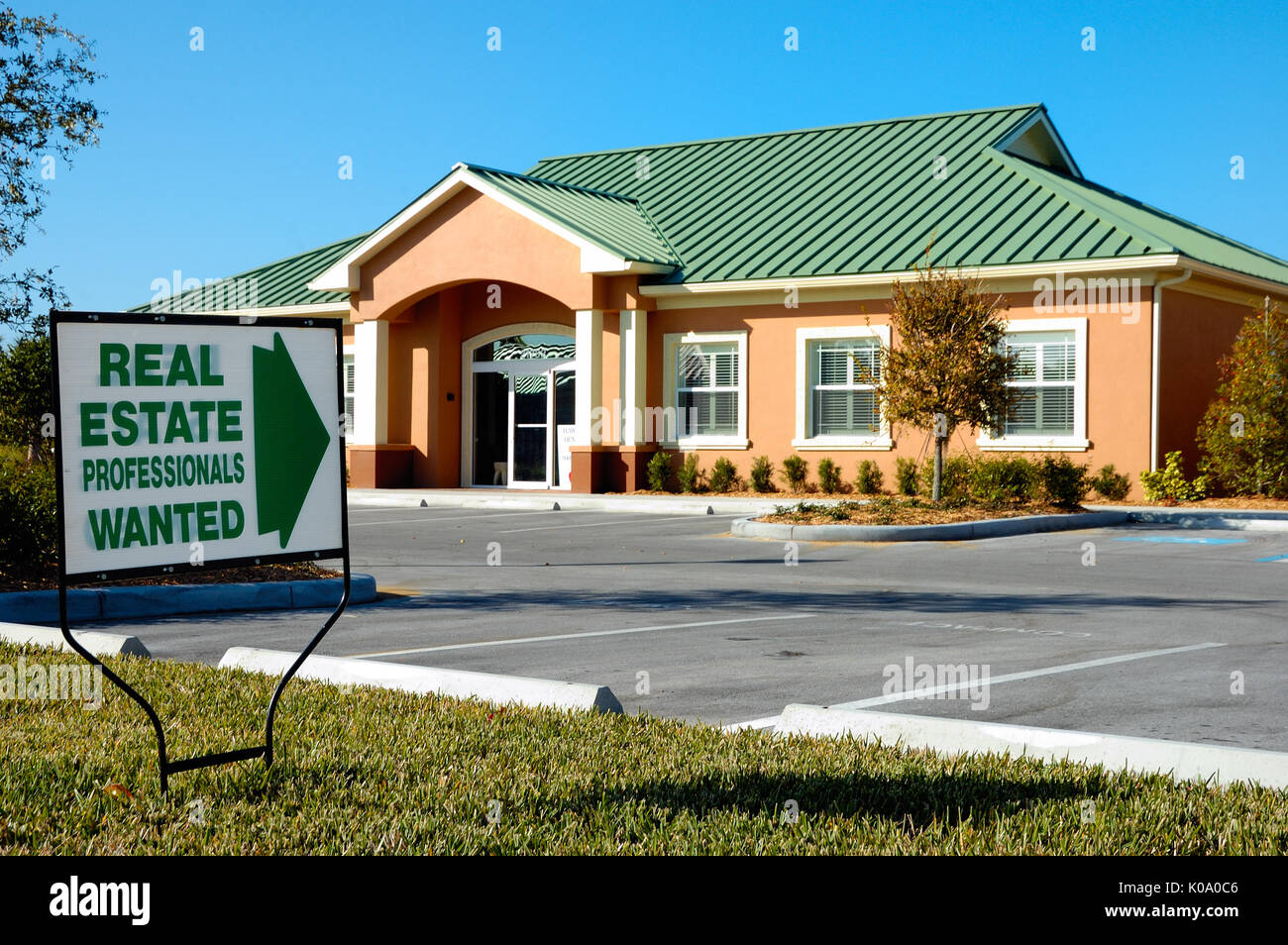 Sales positions hi-res stock photography and images - Alamy