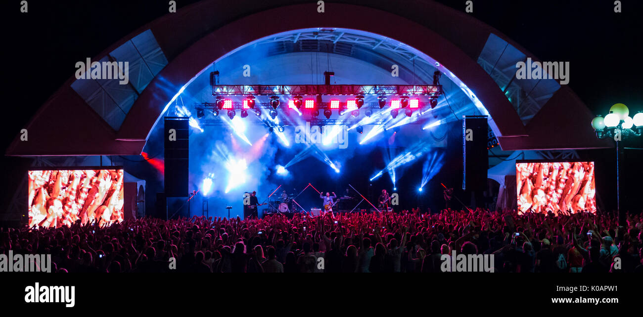 Shapeshifter band hi-res stock photography and images - Alamy