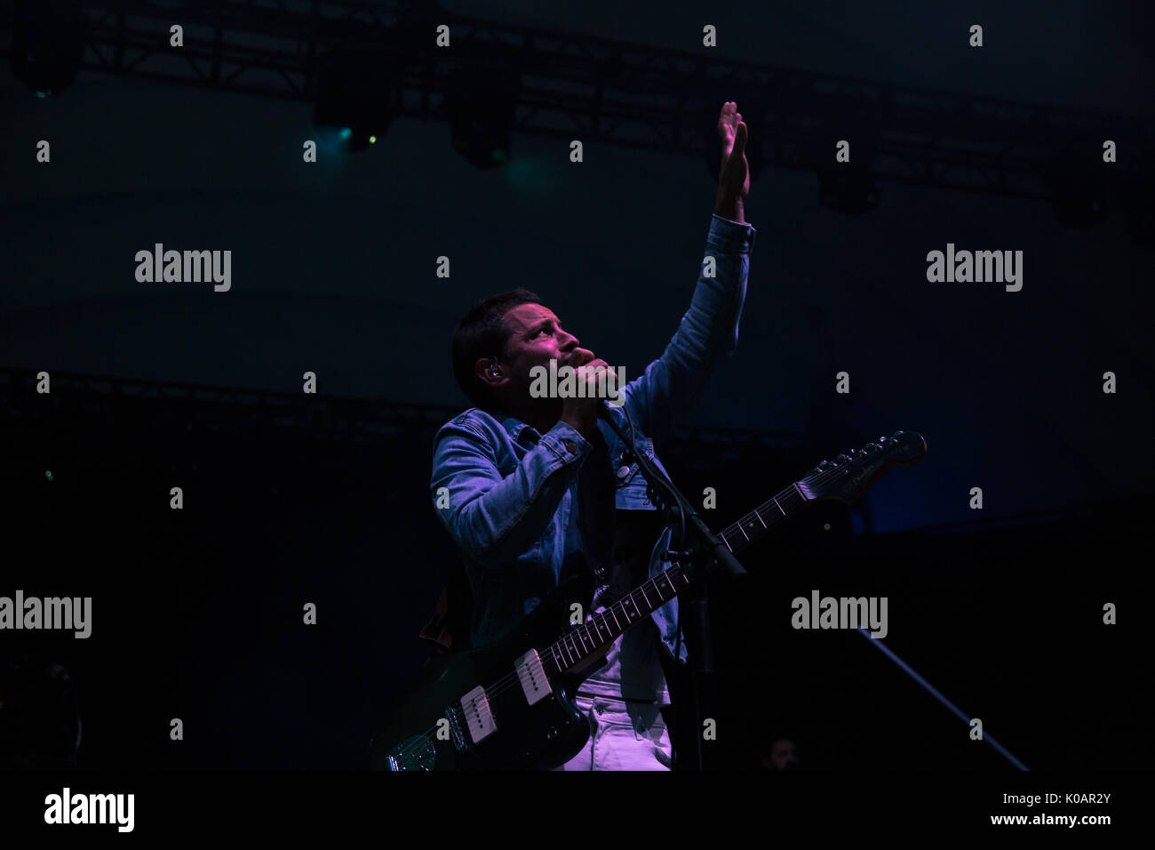 Shapeshifter band hi-res stock photography and images - Alamy