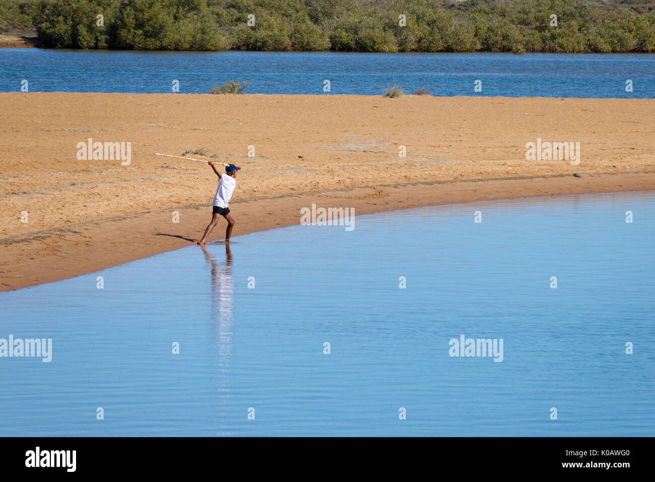 Aboriginal australia spear hi-res stock photography and images - Alamy