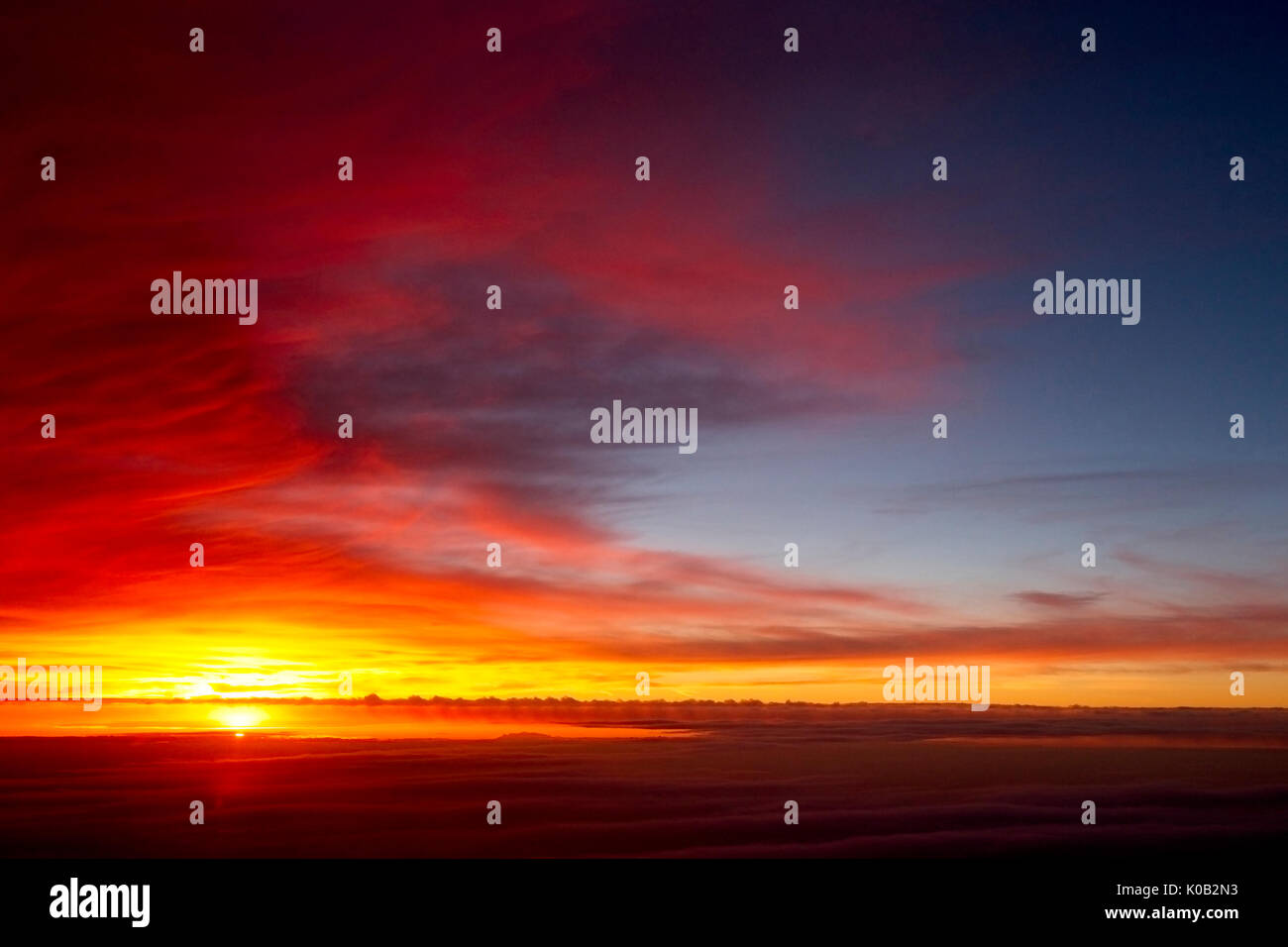 Sunset, in flight over London, England, UK Stock Photo - Alamy