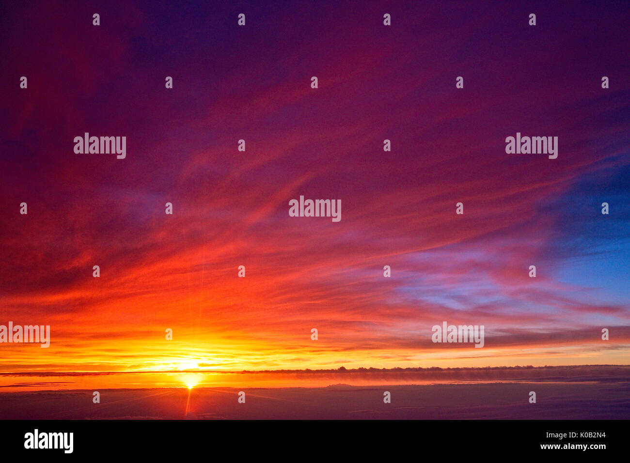 Sunset, in flight over London, England, UK Stock Photo - Alamy