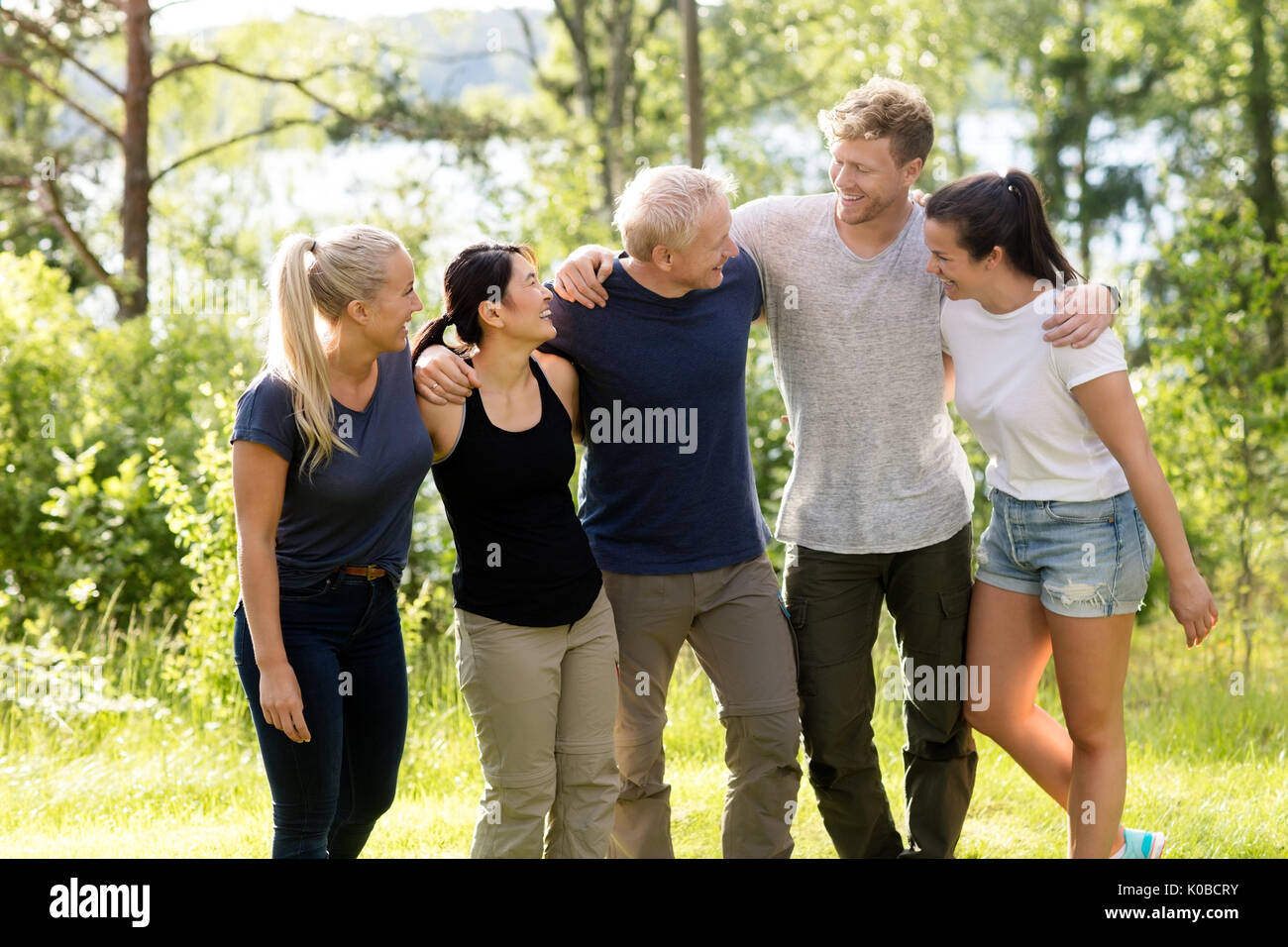 Team building activities hi-res stock photography and images - Alamy