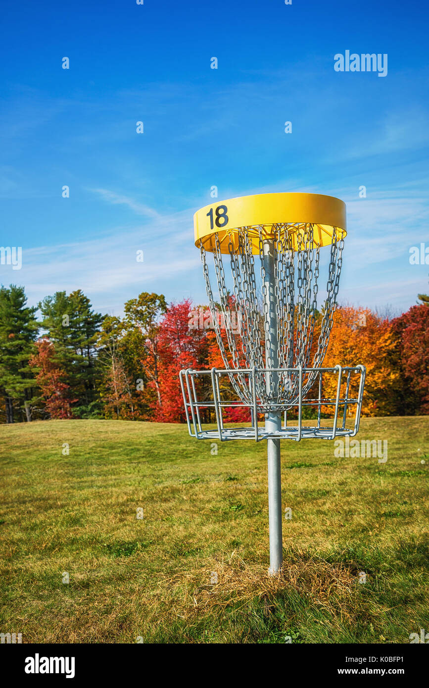 Disc golf hole hi-res stock photography and images - Alamy