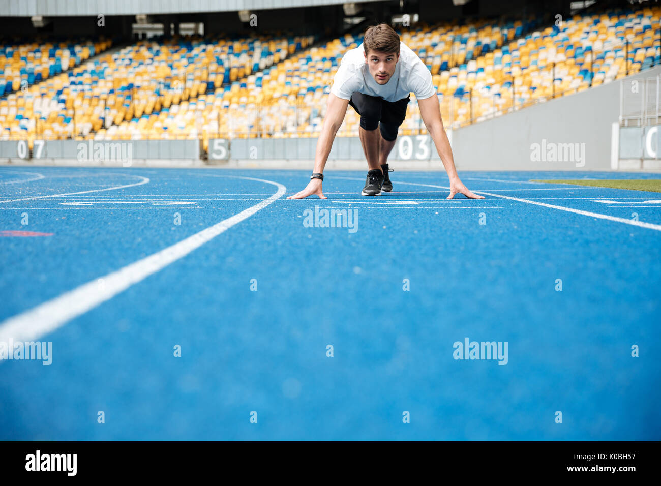 Male athlete ready to start people hi-res stock photography and images ...