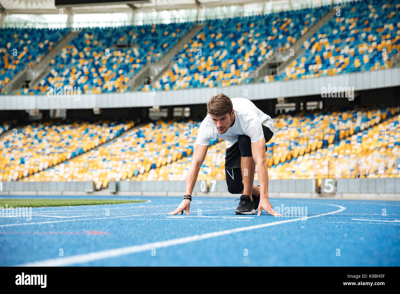 Male sprinter hi-res stock photography and images - Alamy