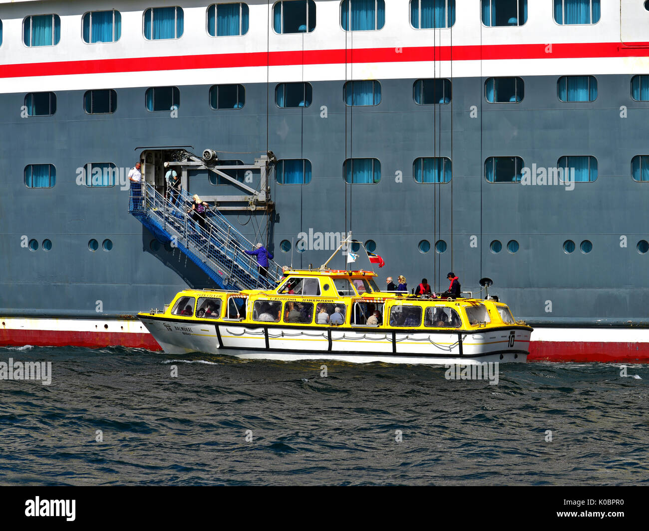 Balmoral ferry hi-res stock photography and images - Alamy
