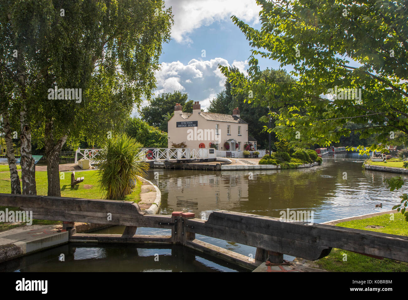 Gloucester sharpness canal slimbridge hi-res stock photography and ...