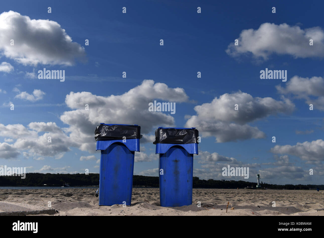 garbage bins at the beach Stock Photo - Alamy