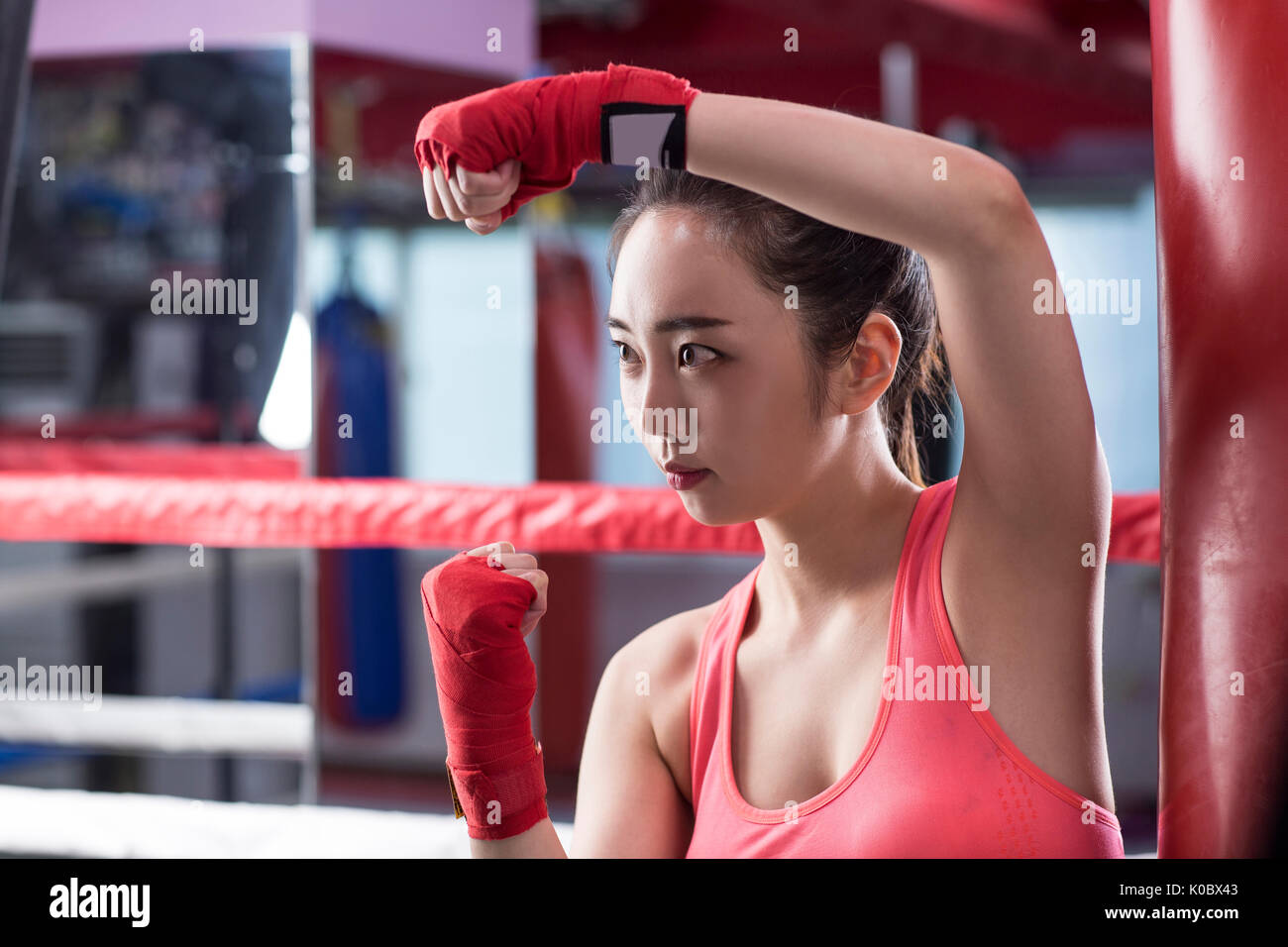 Side view portrait of female boxer Stock Photo - Alamy