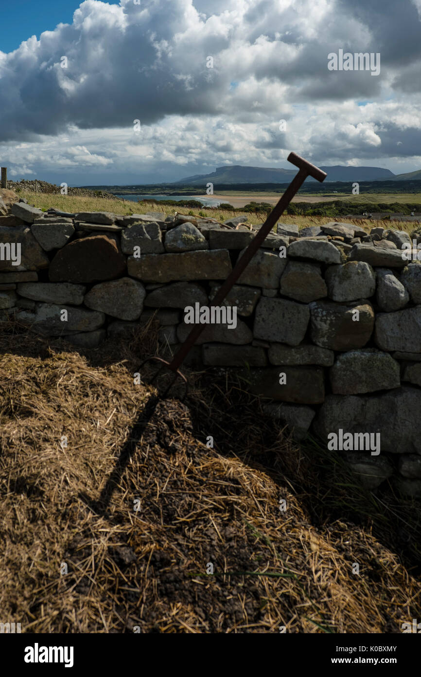 Irish spade hi-res stock photography and images - Alamy