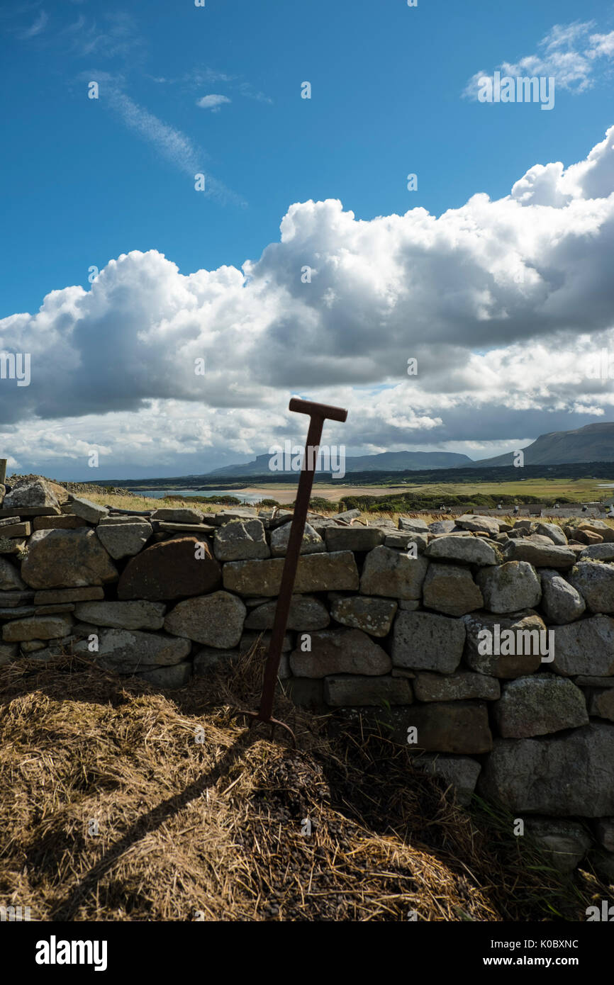 Irish spade hi-res stock photography and images - Alamy