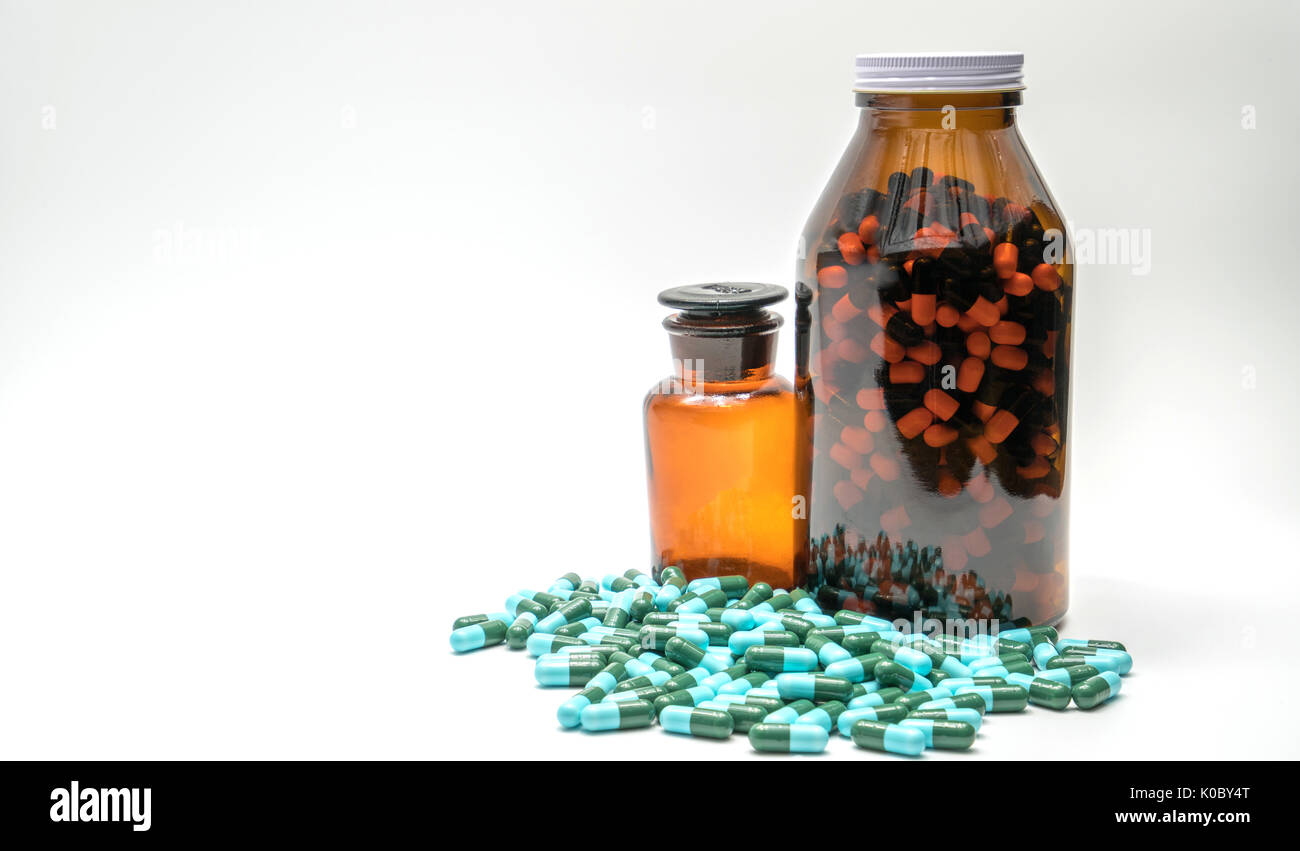 Pharmaceutical packaging pills bottles hi-res stock photography and ...