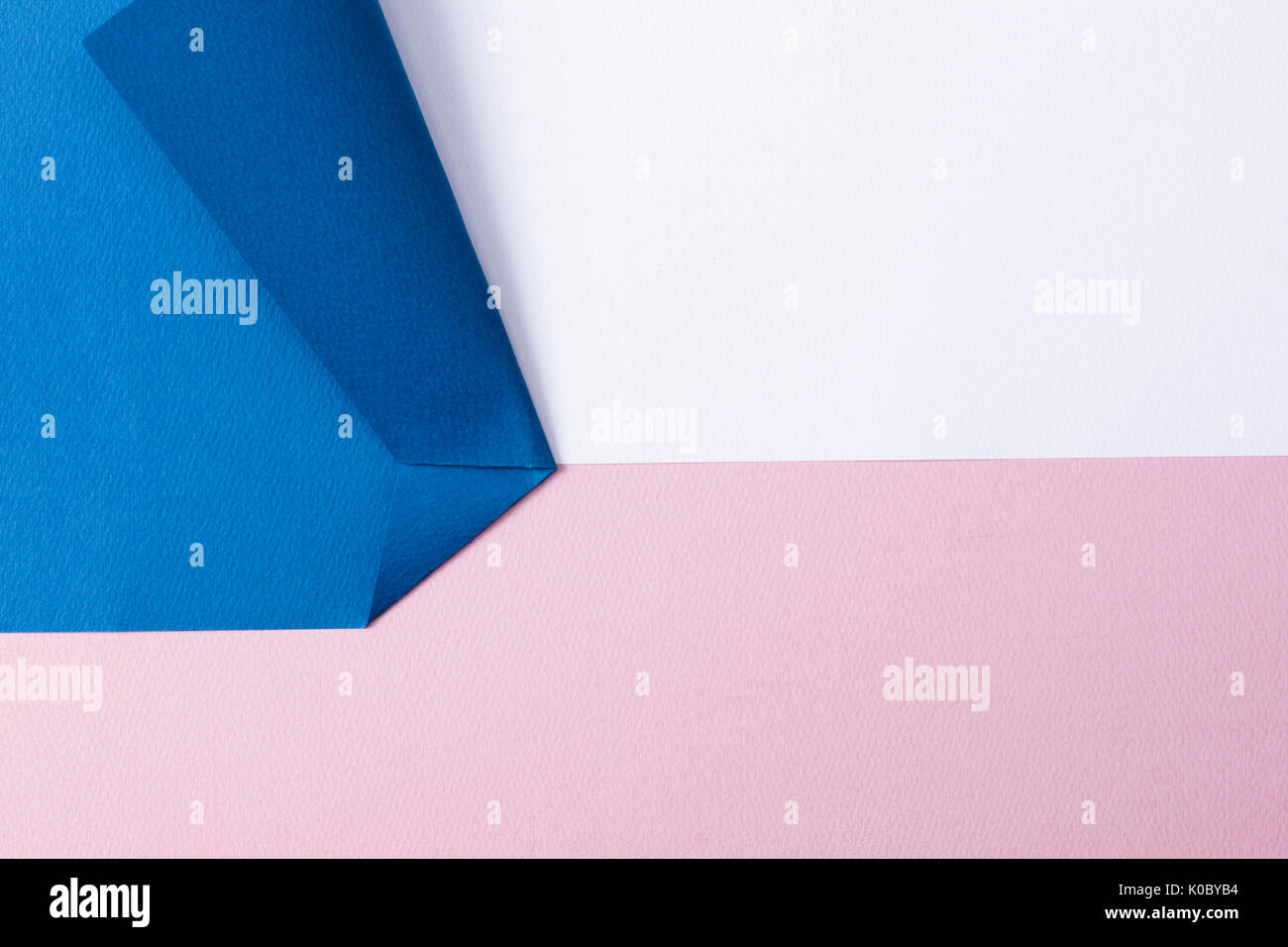 Folded paper texture hi-res stock photography and images - Alamy