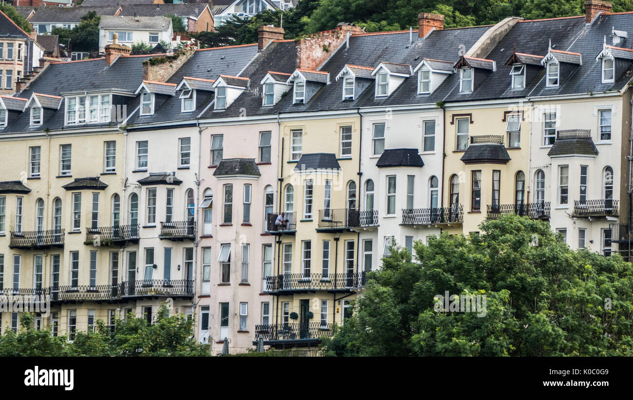 Devon slate roof hi-res stock photography and images - Alamy