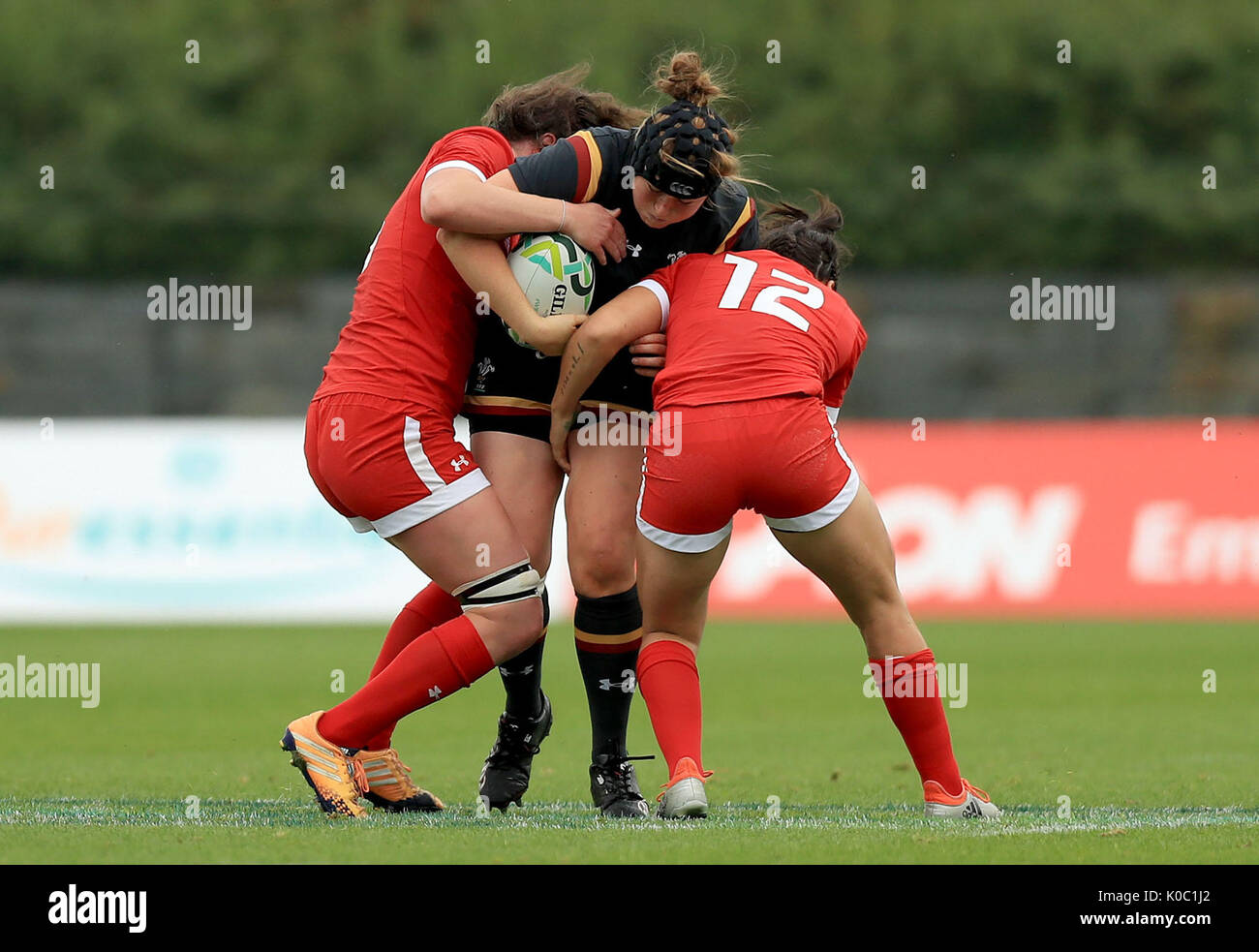 Women's rugby tackle canada hi-res stock photography and images - Alamy