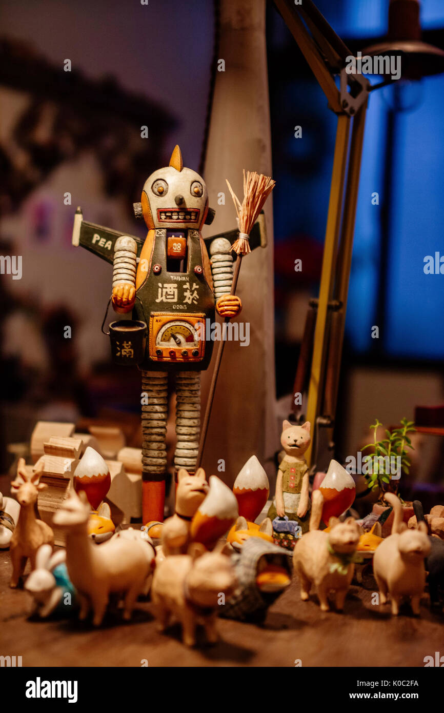 model and robot Stock Photo - Alamy