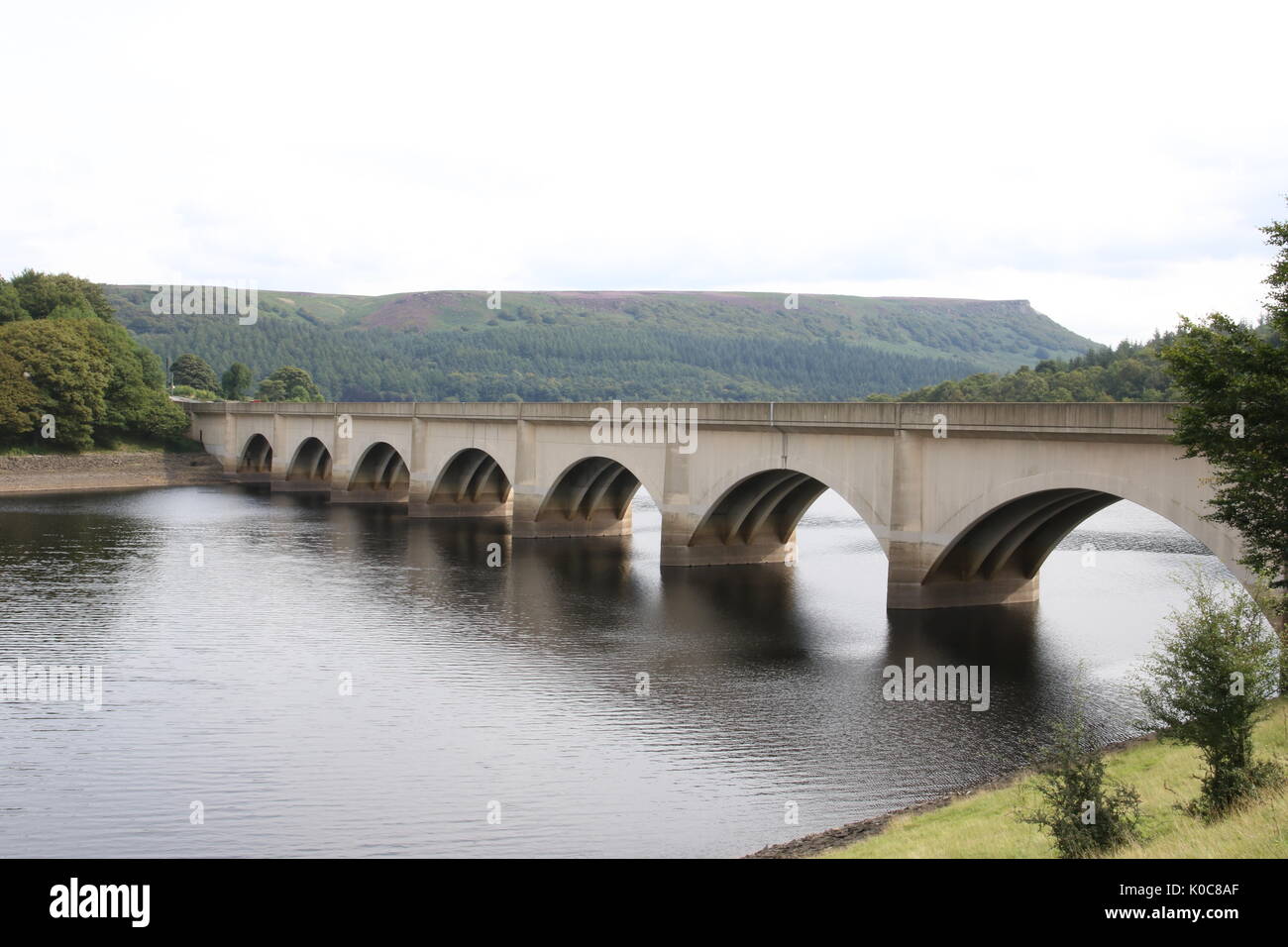 Ladybower Reservoir in the Peak District of Derbyshire, England, famed ...