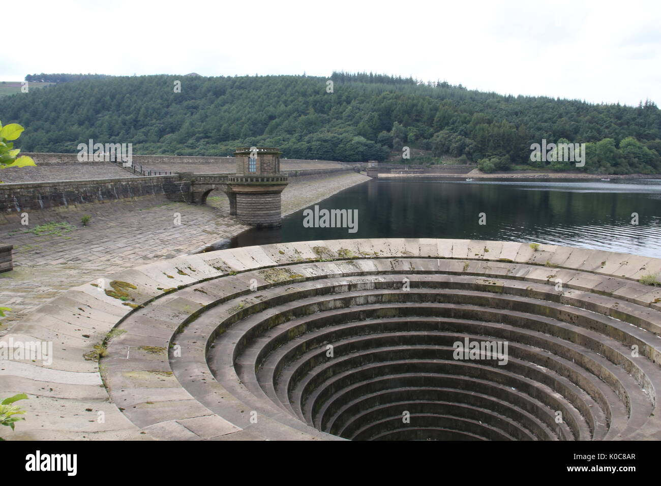 Ladybower Reservoir in the Peak District of Derbyshire, England, famed ...