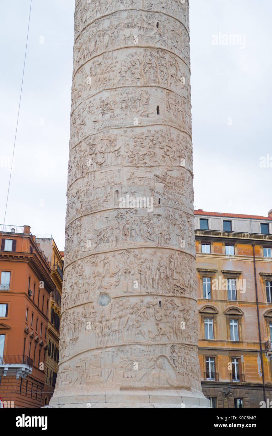 Trajan column battle hi-res stock photography and images - Alamy
