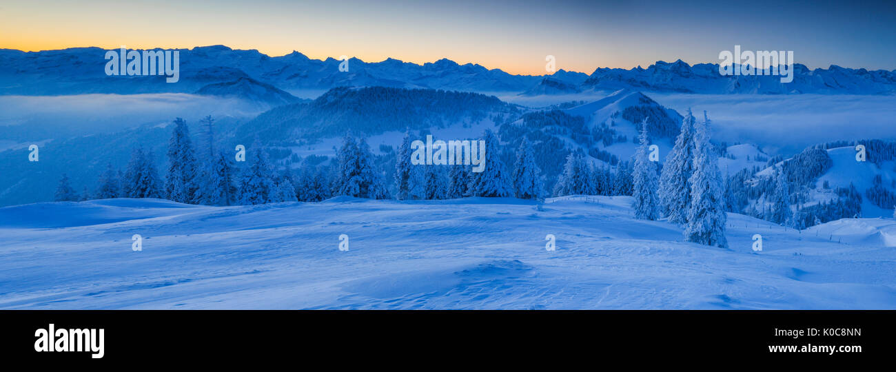 Aussicht von der Rigi, Schweiz Stock Photo - Alamy