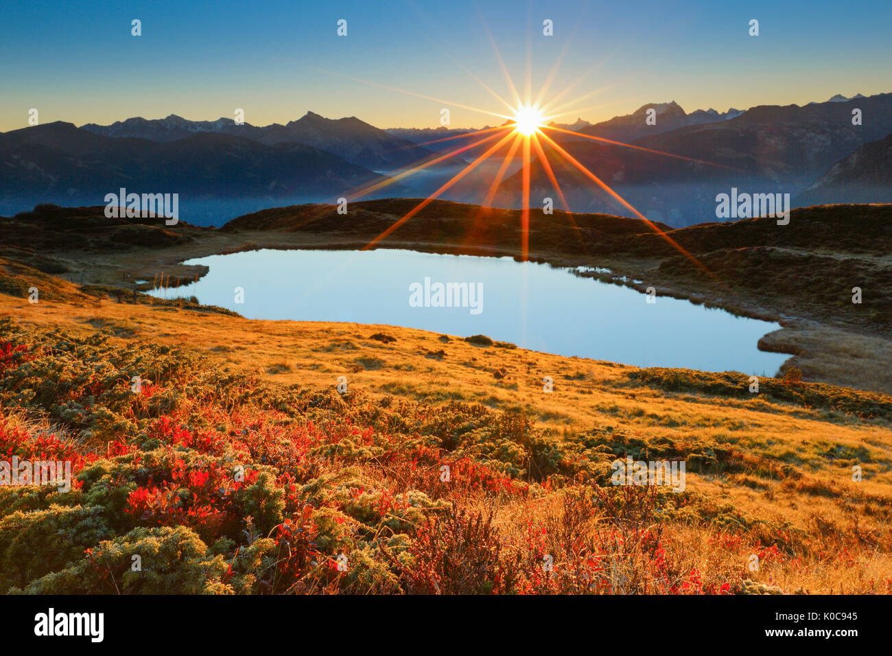 Schweizer bergsee hi-res stock photography and images - Alamy