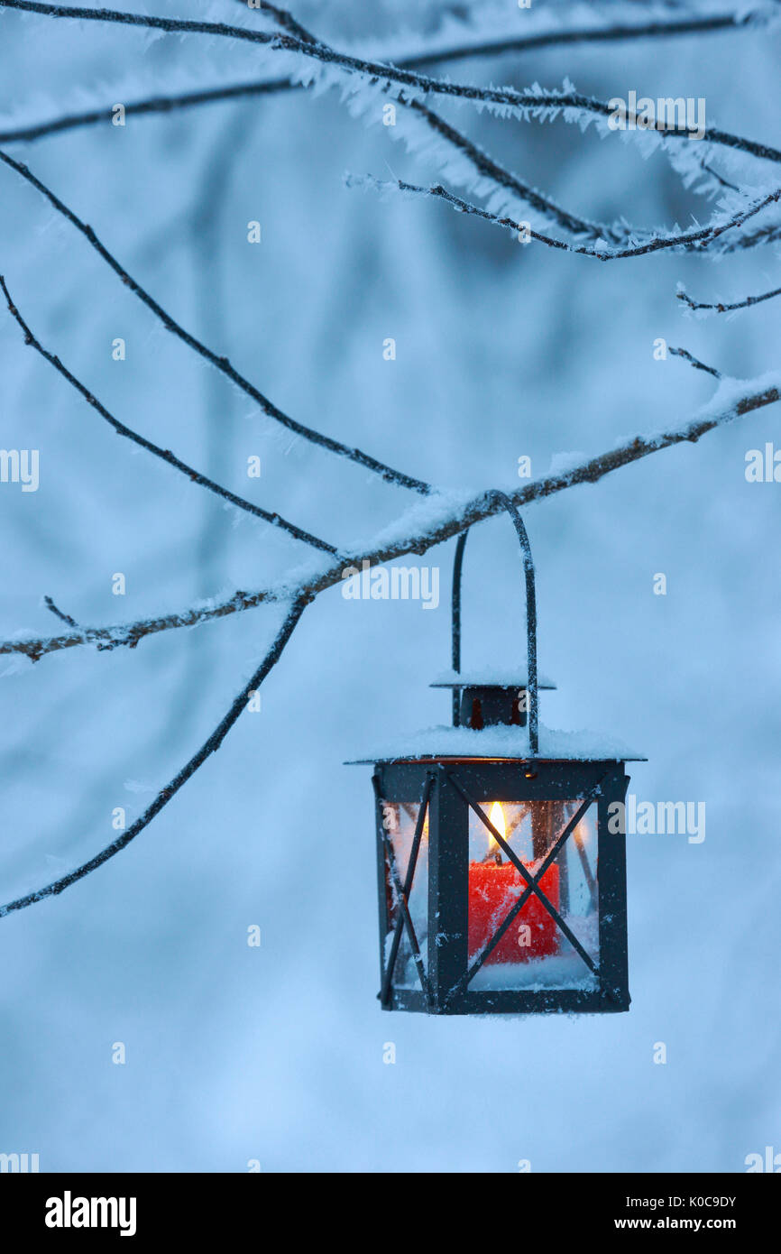 Laterne winter hi-res stock photography and images - Alamy
