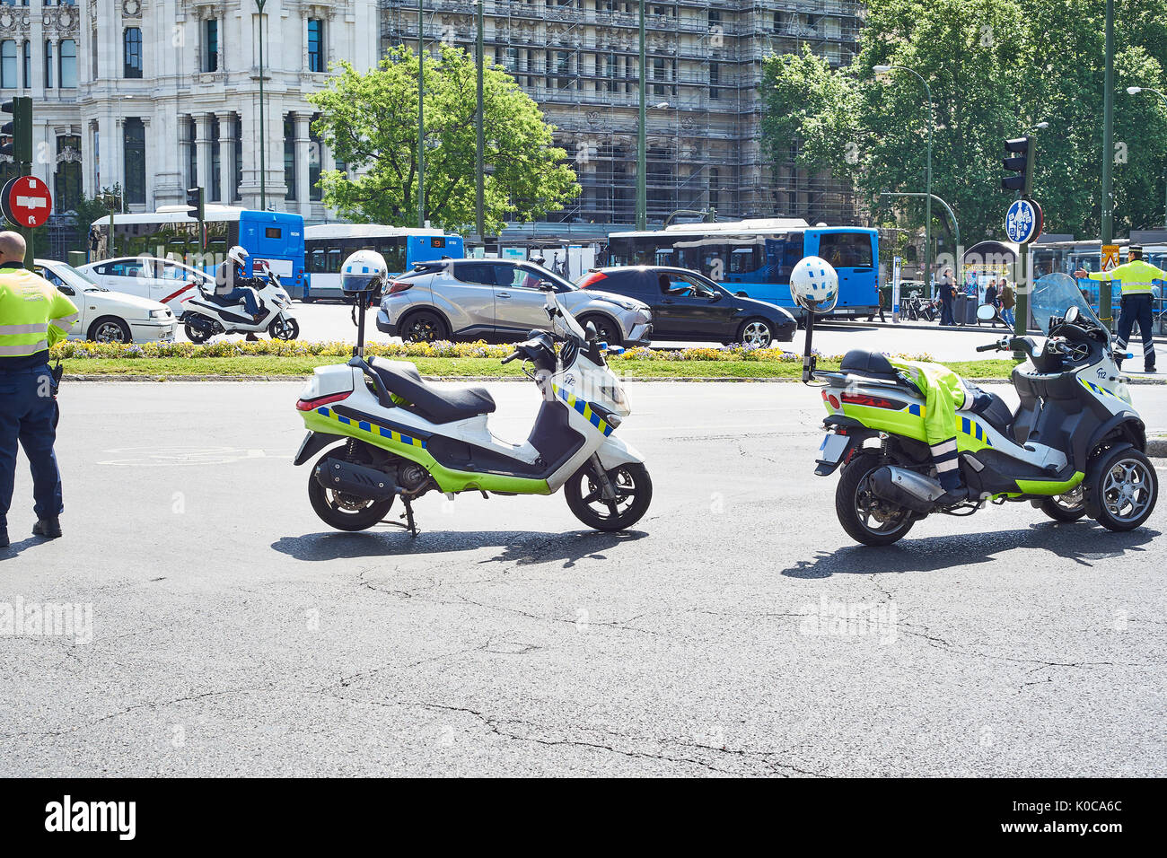 Police scooter hi-res stock photography and images - Alamy