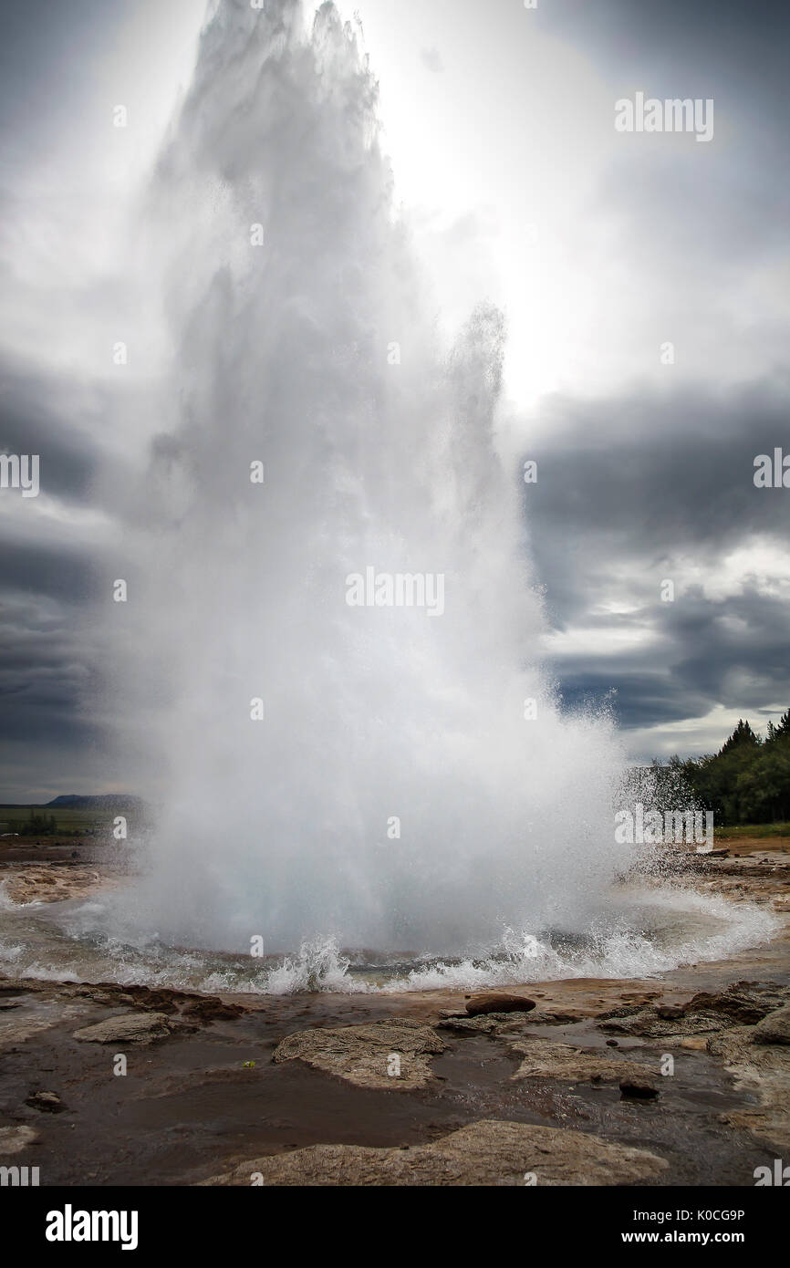 Iceland geyser dramatic hi-res stock photography and images - Alamy