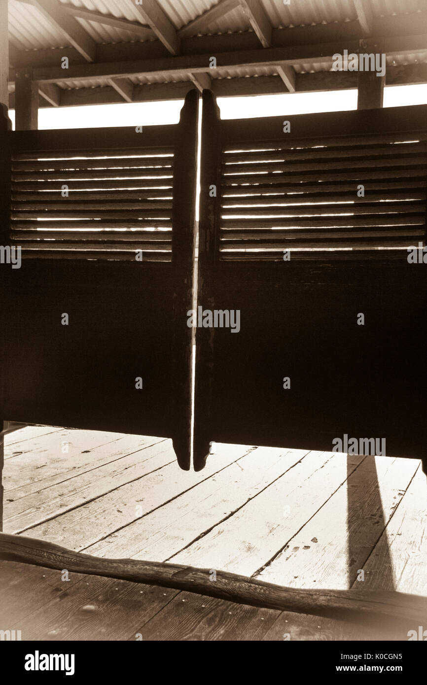 Old west saloon hi-res stock photography and images - Alamy