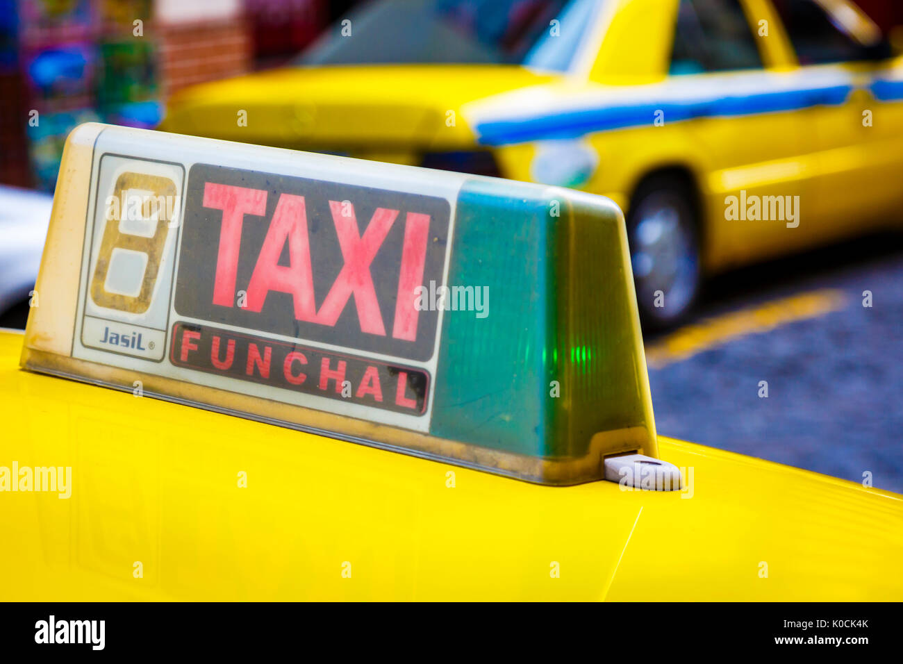 Taxi stand place hi-res stock photography and images - Alamy