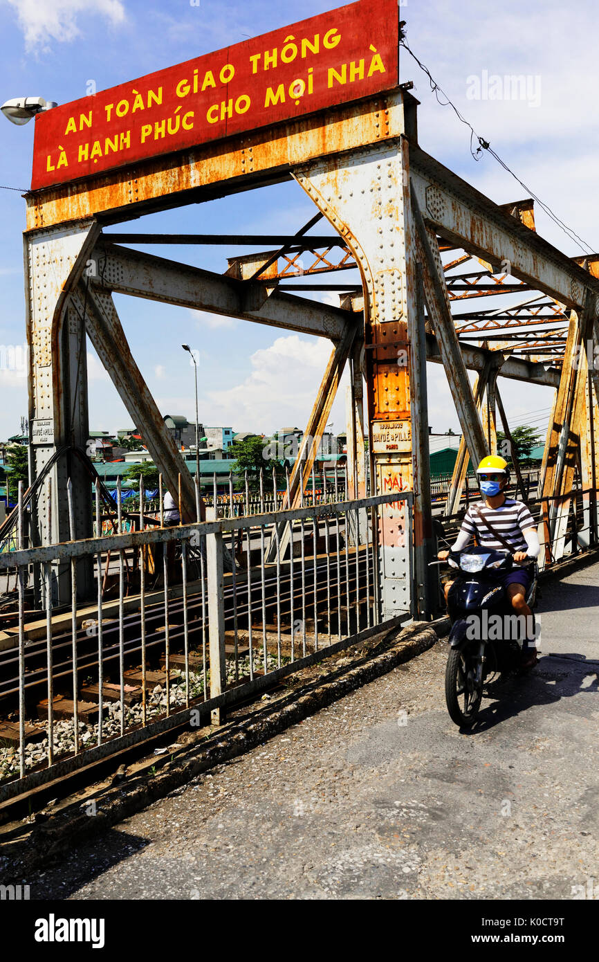 Hanoi Long Bien Bridge Stock Photo - Alamy