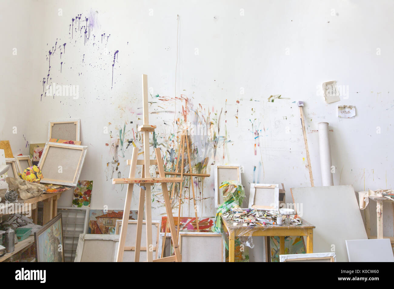 Interior workshop hi-res stock photography and images - Alamy