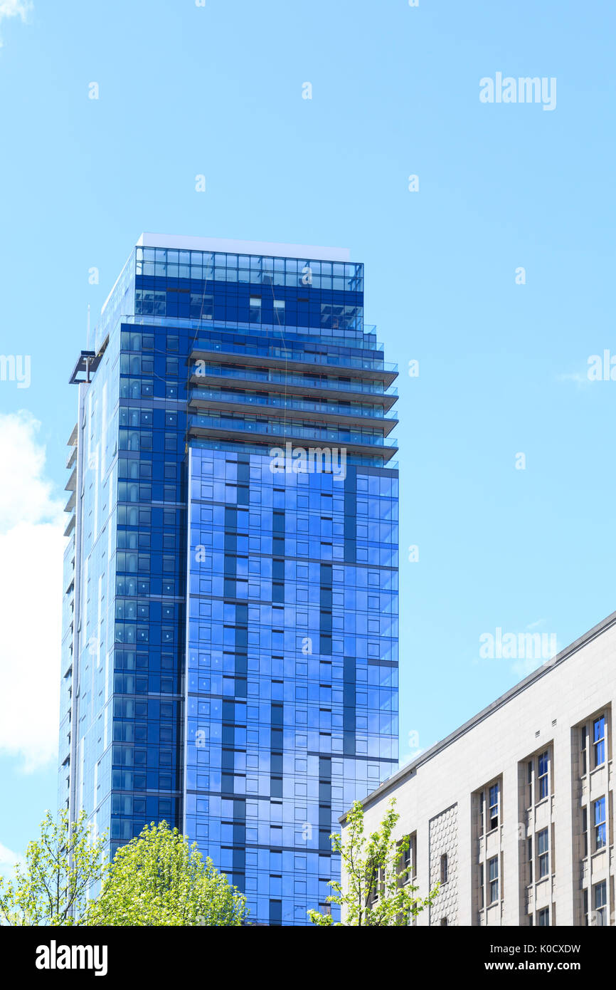 A modern office building in Seattle Stock Photo - Alamy