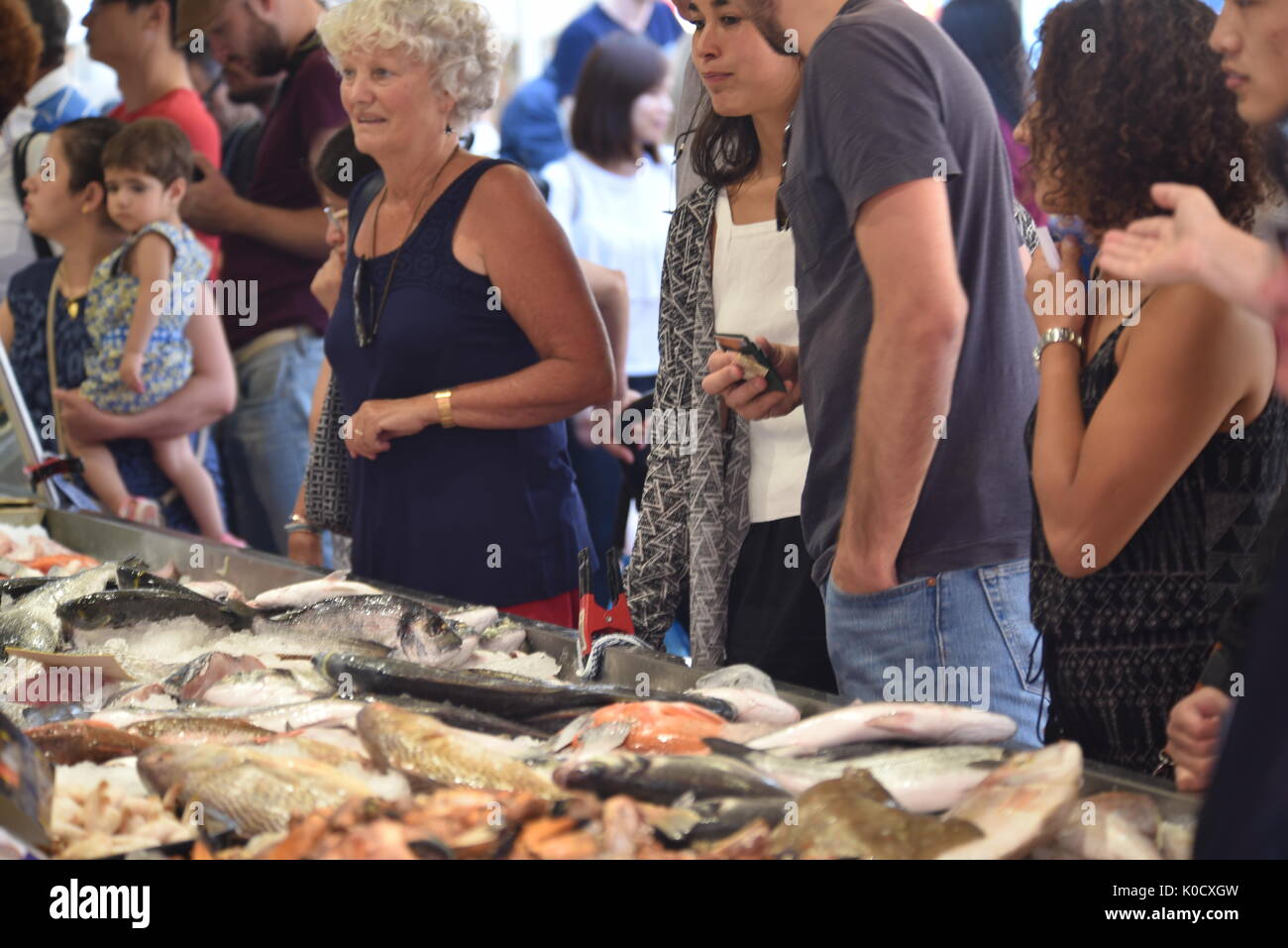 Crowd shopping at a fish market in Utrecht, Netherlands Stock Photo - Alamy