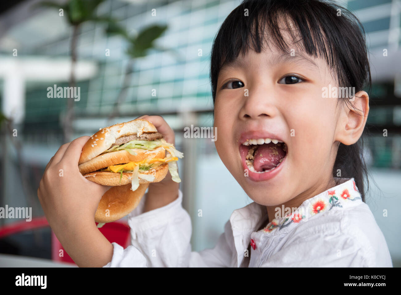 Chewing Food With Mouth Closed