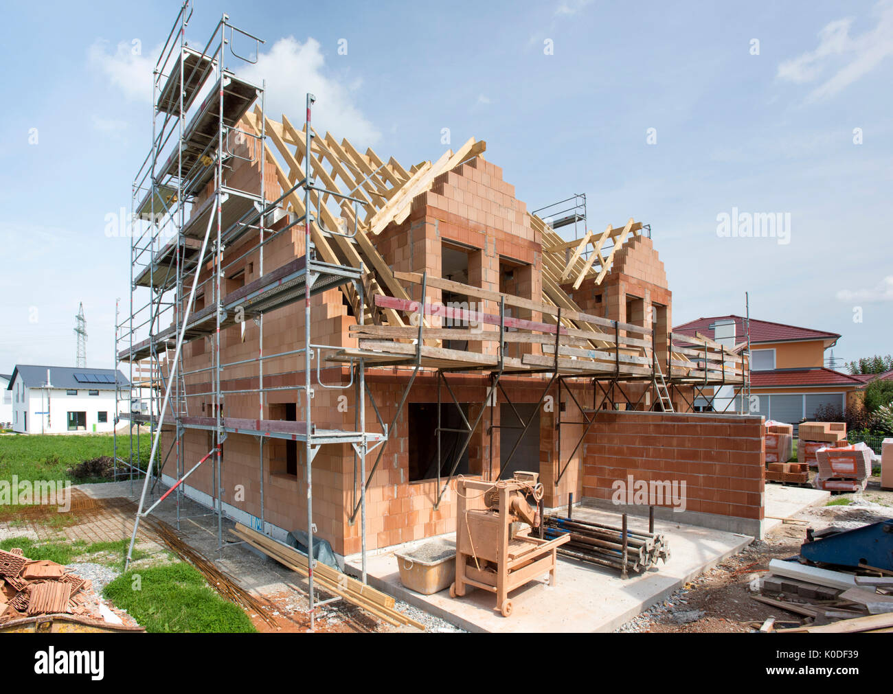 Bricks in house construction in hi-res stock photography and images - Alamy