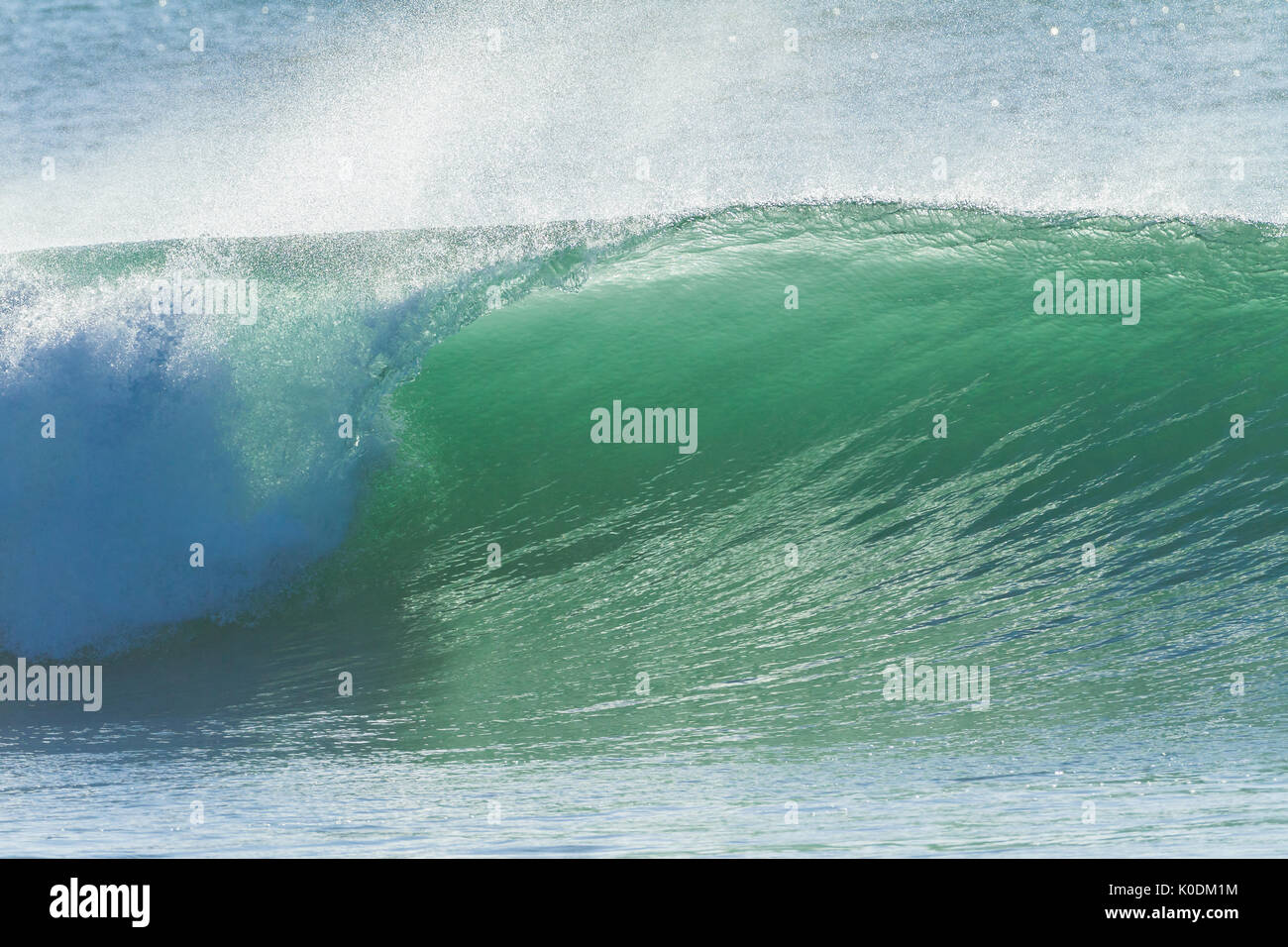 Wave wall hi-res stock photography and images - Alamy