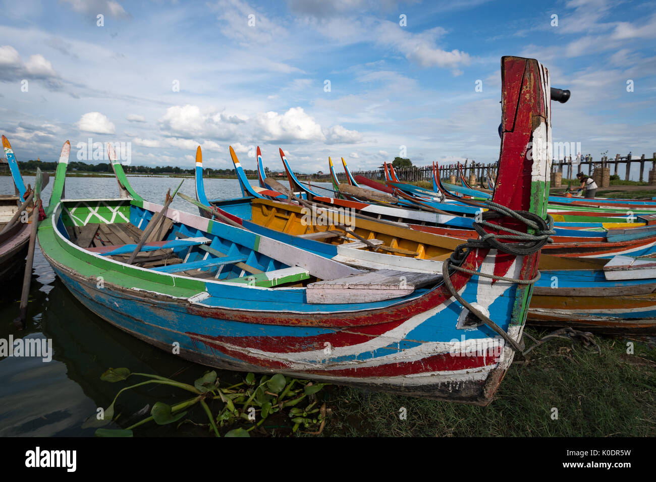 Blue painted bridge hi-res stock photography and images - Alamy