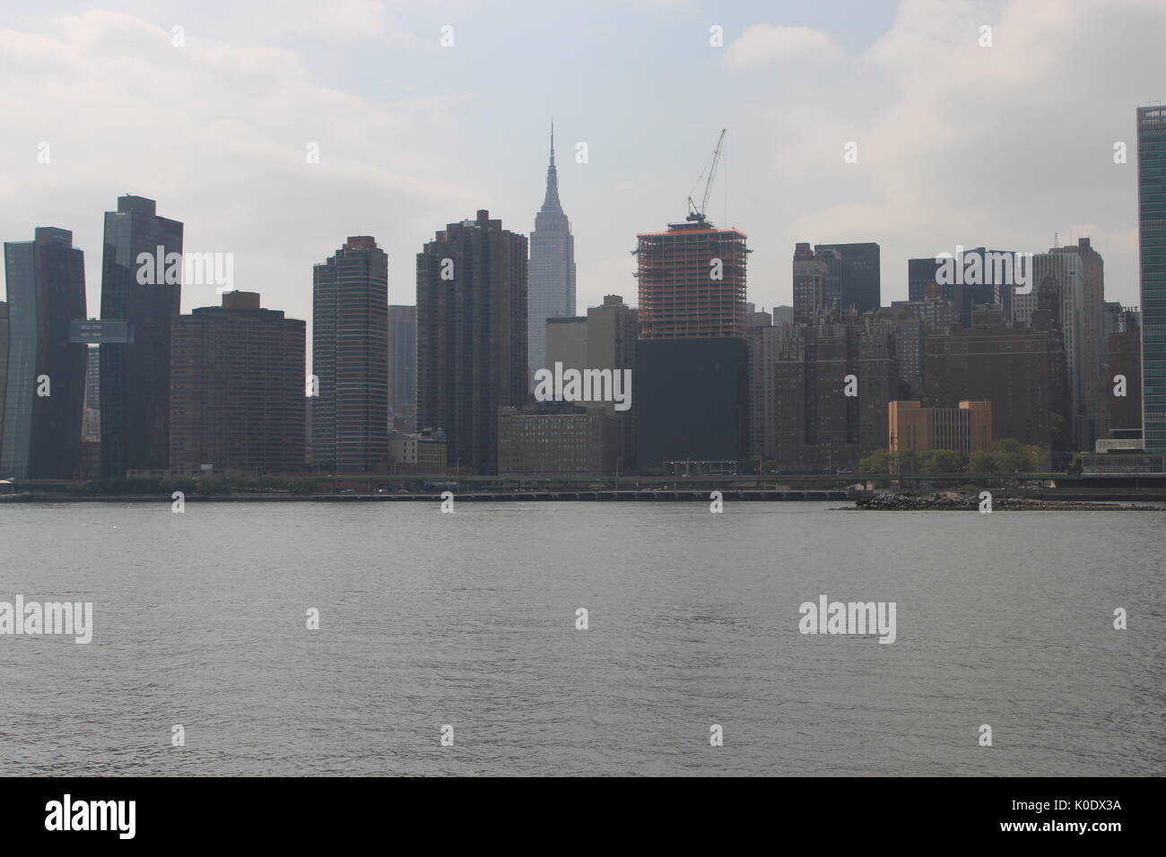 People waiting for solar eclipse in Gantry plaza state park LIC /NY ...