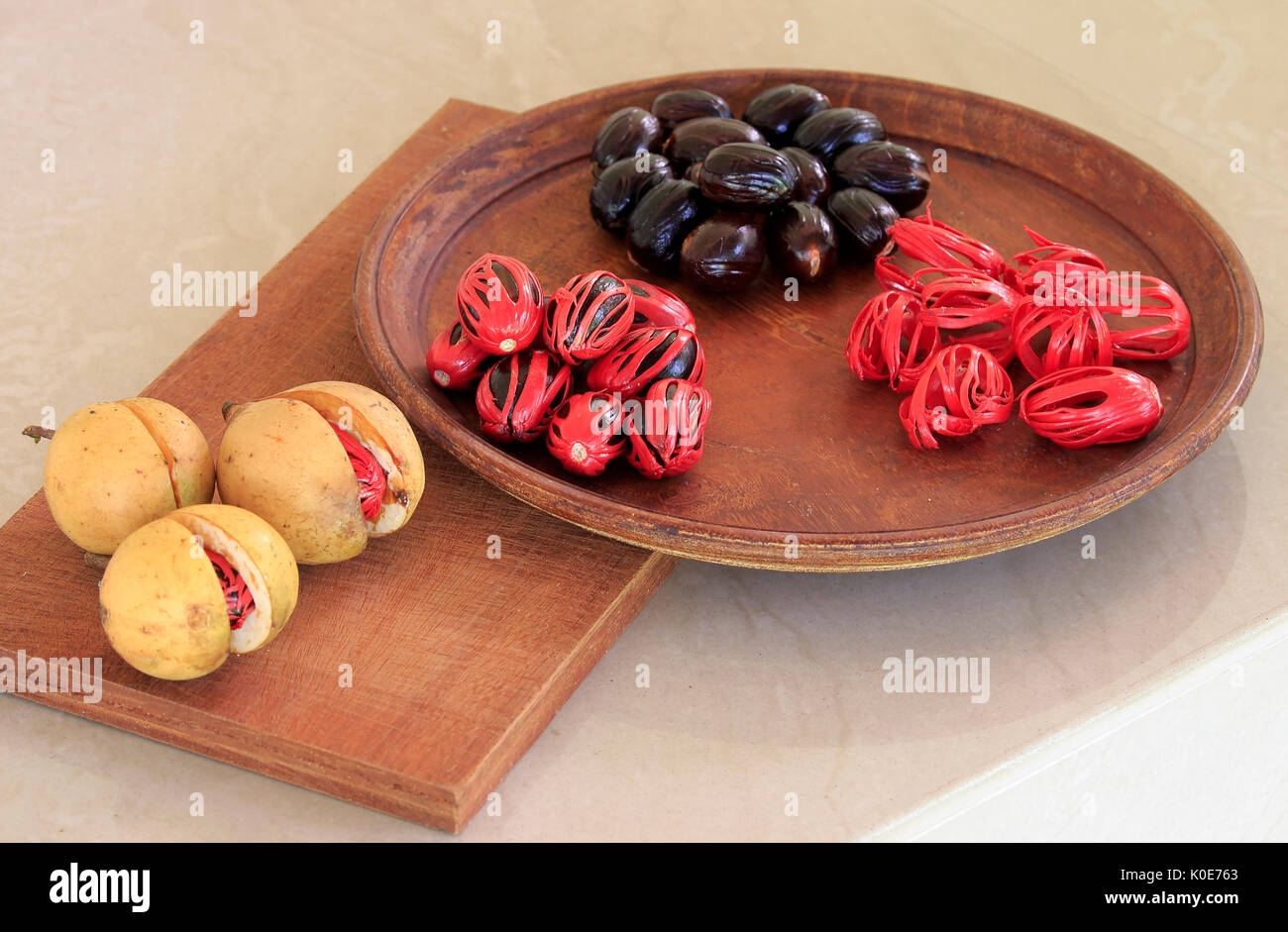 Nutmeg on hand Stock Photo - Alamy