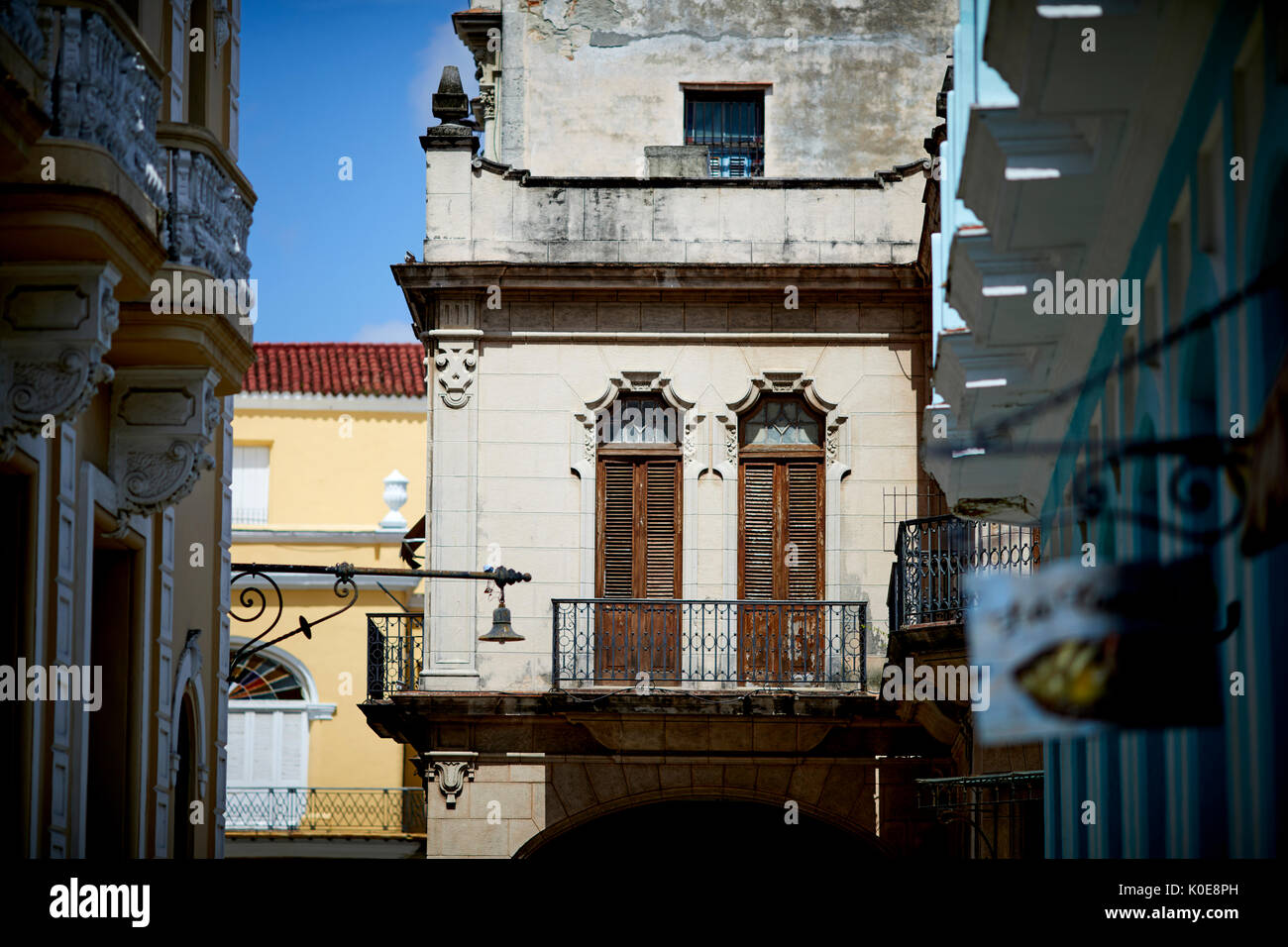 Capital Havana in Cuba, Cuban tourist landmark colourful Old Square in ...