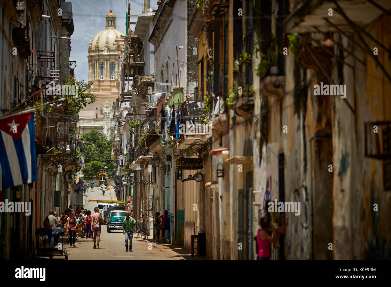 National capitol building havana hi-res stock photography and images ...