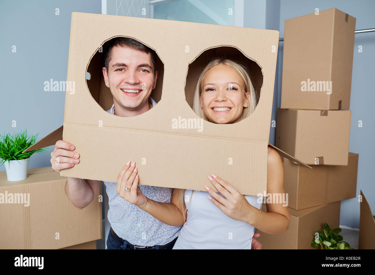 Funny man in box hi-res stock photography and images - Alamy