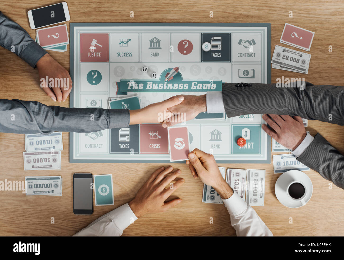 Business board game hi-res stock photography and images - Alamy