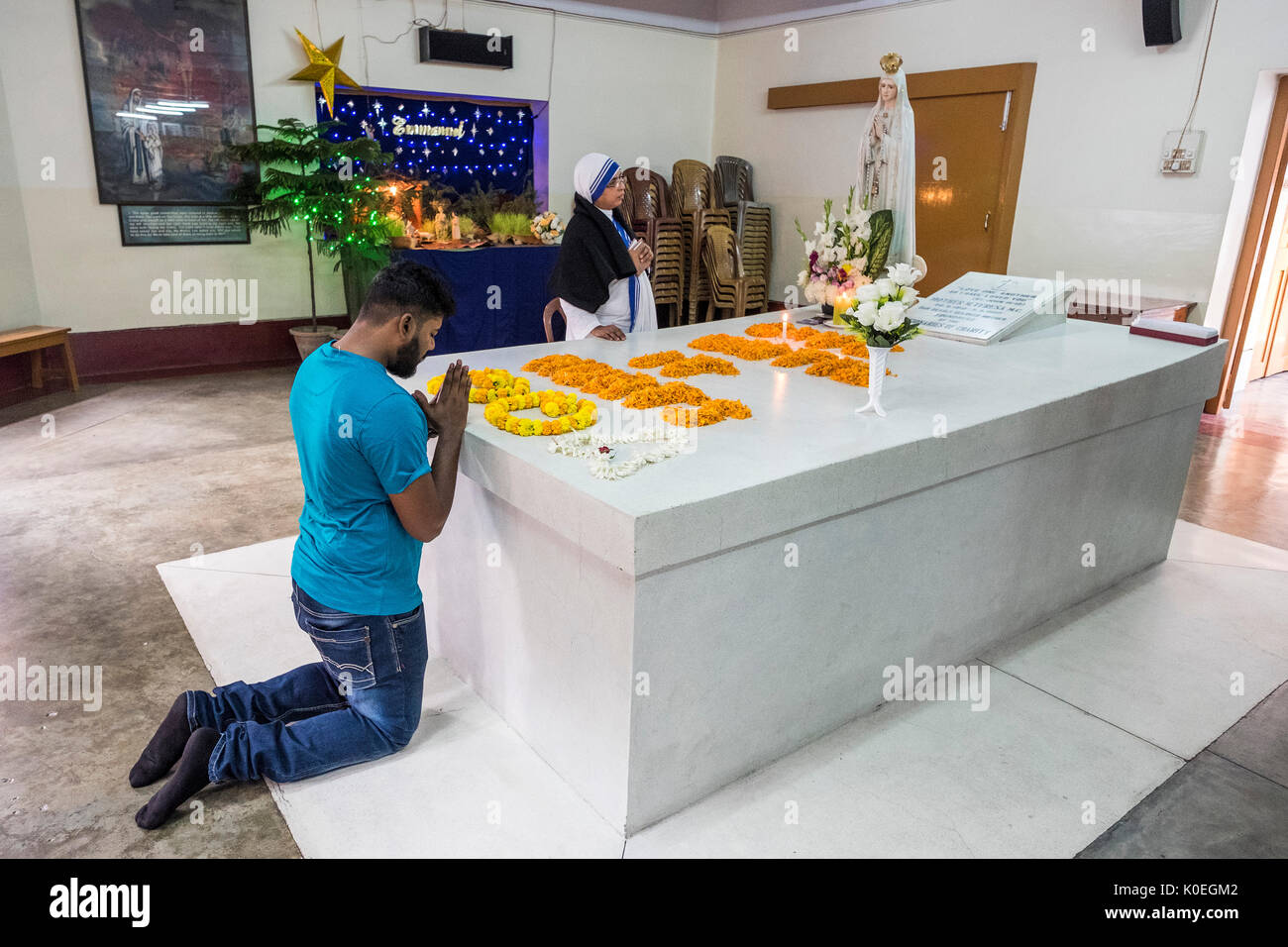 Mother teresa house hi-res stock photography and images - Alamy