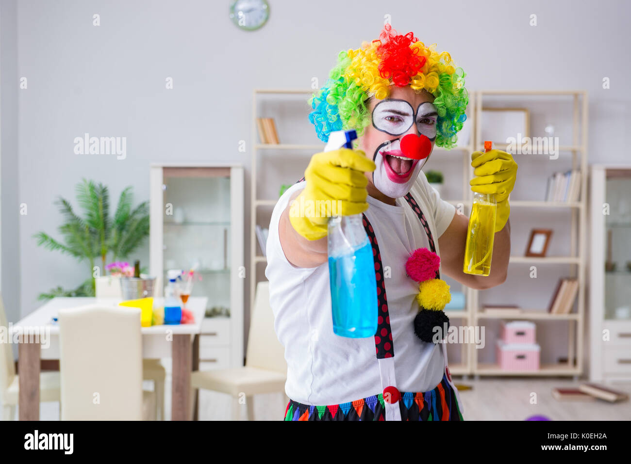 Cleaner cleaning comedy hi-res stock photography and images - Alamy