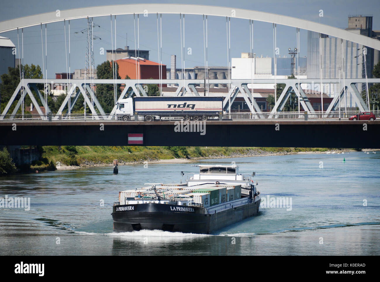 The container barge La Primavera passes Kehl, Germany, 22 August 2017 ...