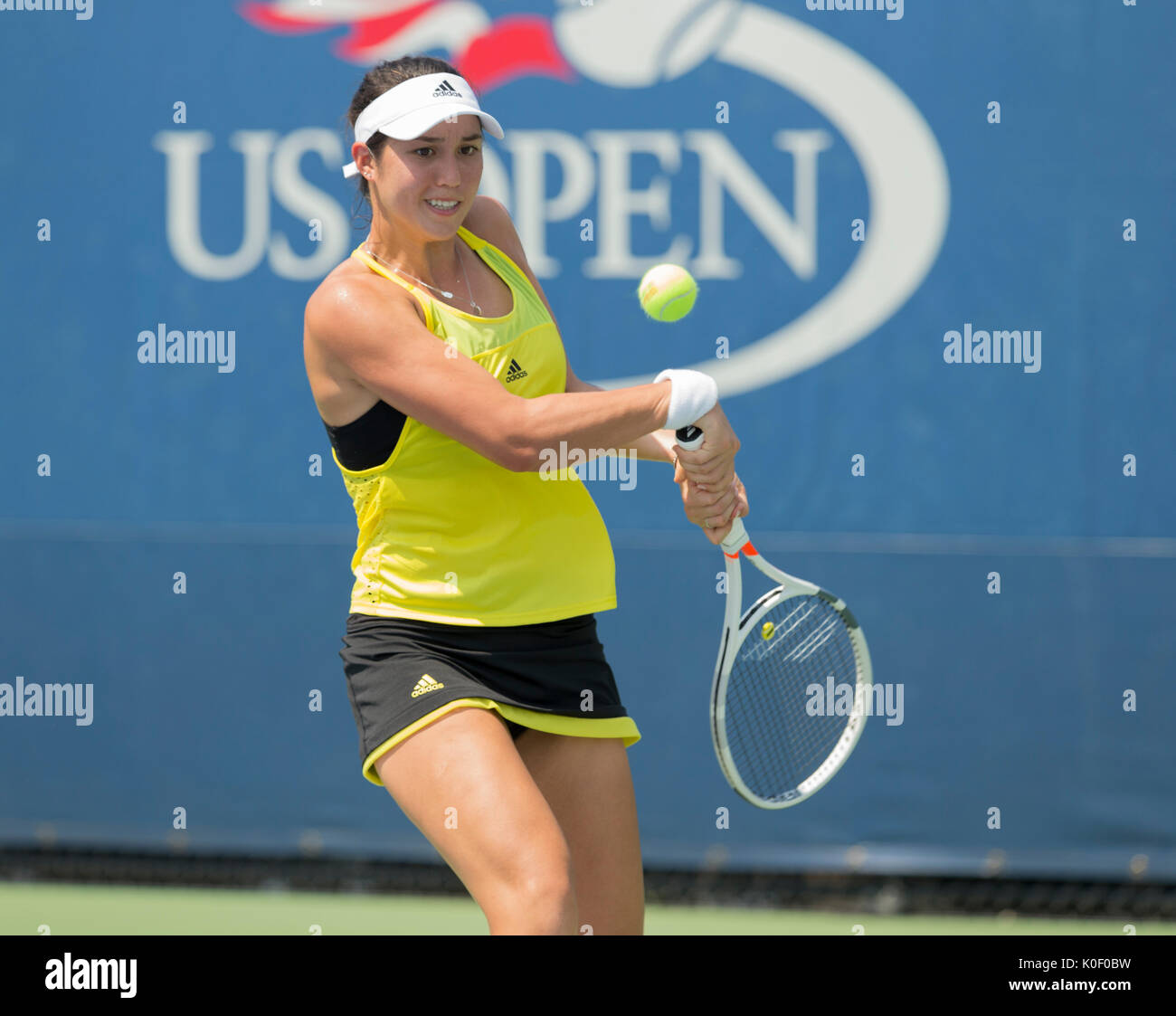 Kelly chen hi-res stock photography and images - Alamy