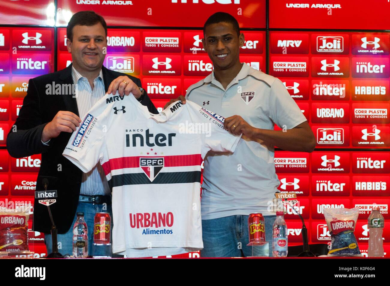 Vinicius pinotti hi-res stock photography and images - Alamy